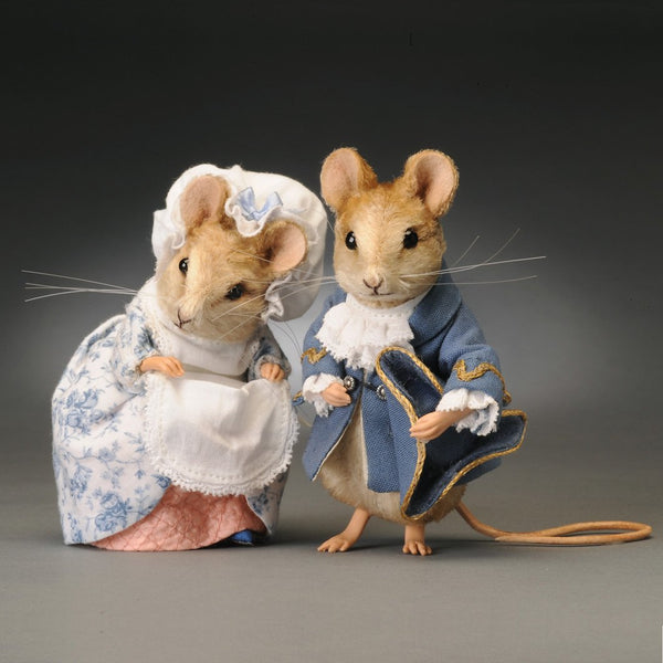 Lady Mouse™ | R. John Wright Dolls